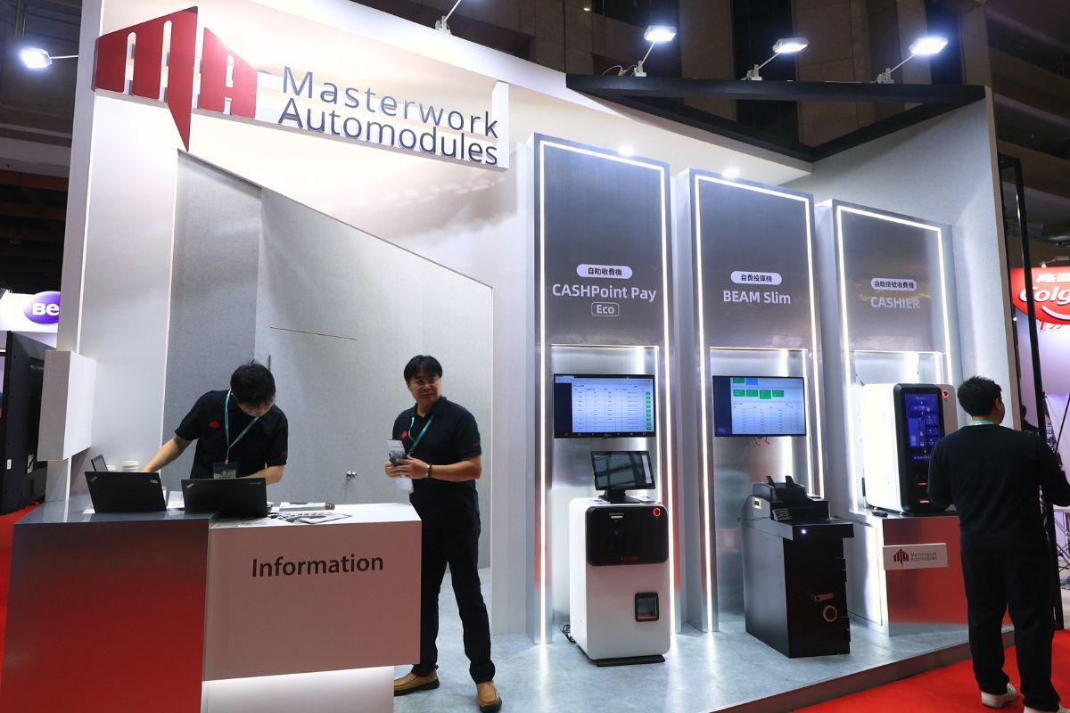 【展場設計】台北國際牙展2025 - 主題展攤開啟智慧就醫之旅｜KingOne Design 王一設計