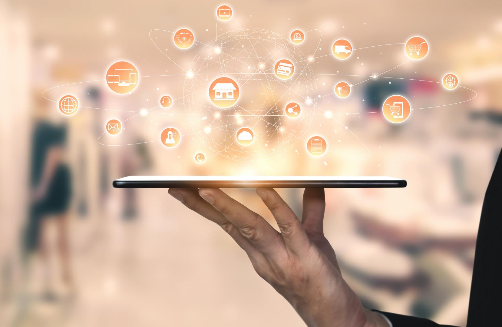 From CX to DX: 4 Major Immersive Technology Applications in Brand ...
