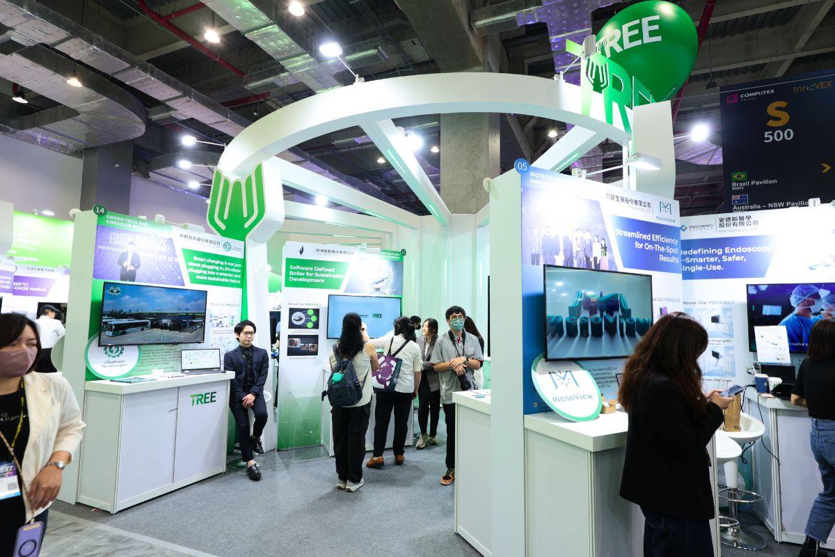 【展場設計】 InnoVEX 2025 - TREE新創主題館，AI沉浸探索科技光樹｜KingOne Design 王一設計