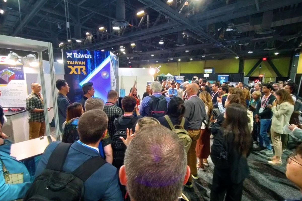 【展場設計】2024 AWE USA展｜OMO台灣XR館，體驗式策展擴增無限睛彩｜KingOne Design 王一設計